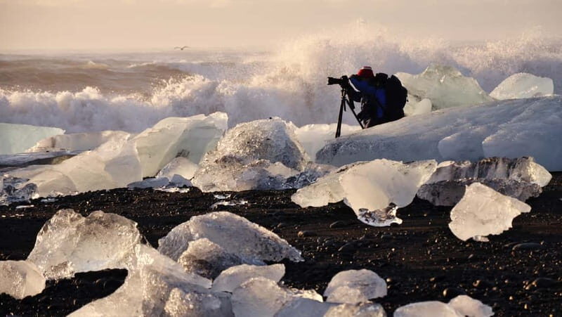 From Reykjavik: Glacier Lagoon and Fjaðrárgjúfur Canyon Tour - Key Points