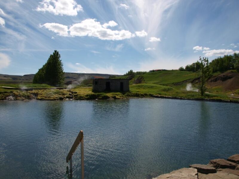 From Reykjavik: Golden Circle and Secret Lagoon Day Tour - Starting Out and Pickup Logistics