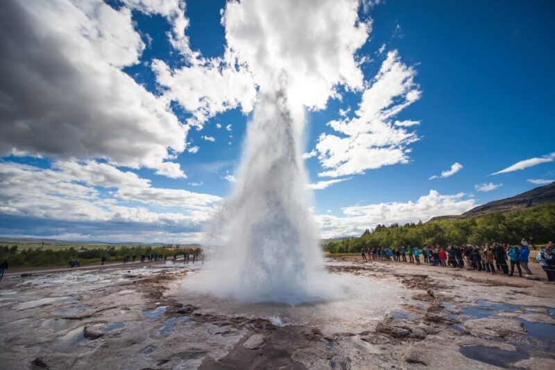 From Reykjavik: Golden Circle & Blue Lagoon Private Day Tour - An In-Depth Look at the Tour Experience
