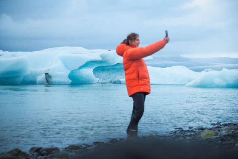 From Reykjavik: Jökulsárlón Glacier Lagoon and Diamond Beach - Discovering Iceland in a Day: What to Expect