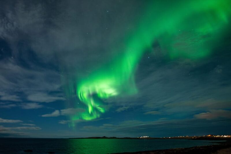 From Reykjavik: New Year's Eve Northern Lights Tour - The Practical Side: Transportation, Group Size, and Timing