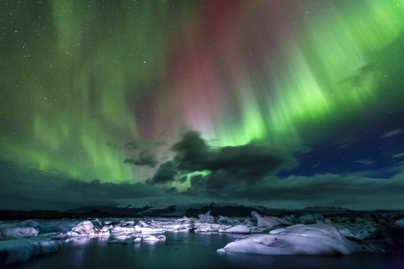 From Reykjavík: Private Northern Lights Tour - An Insider Look at the Private Northern Lights Tour