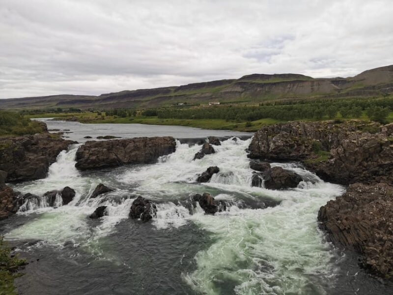 From Reykjavik: Private Secret Circle Tour with Lava Cave - Who Should Consider This Tour?