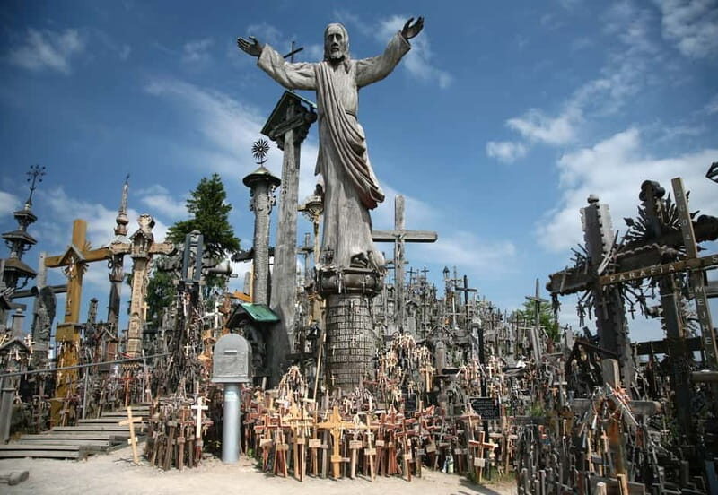 From Riga: Hill of Crosses, Bauska & Rundale Full-Day Tour - The Hill of Crosses: Faith and Devotion