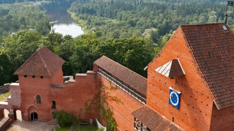 From Riga: Siguldas Top Sights & Scenic Picnic (EN/DE/ESP) - Key Points