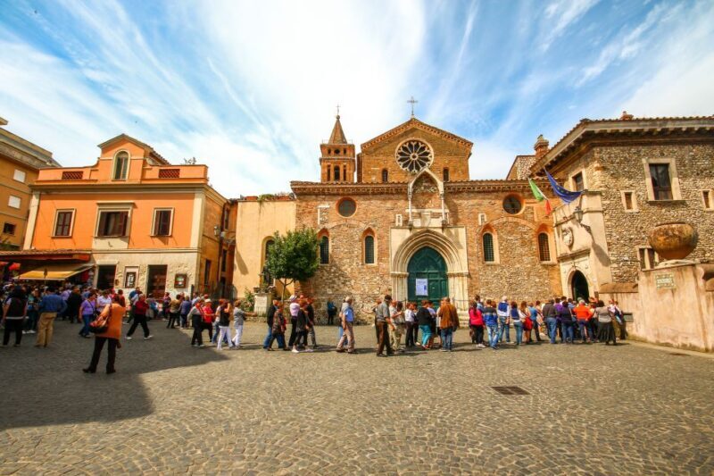 From Rome: Hadrian's Villa & Villa d'Este Day Trip & Lunch - FAQs