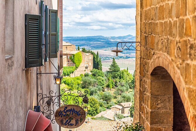 from Rome Montepulciano and Montalcino, the Wine Routes - Authentic Experiences