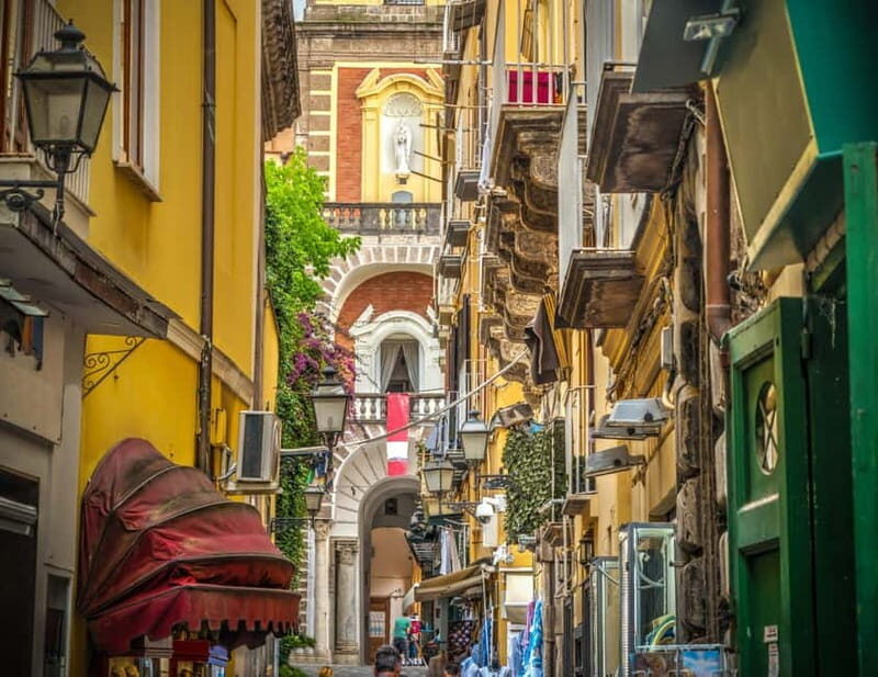From Rome: Pompei & Sorrento| Expert Guide and Exclusive Bus - Price and Value Analysis