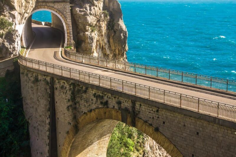 From Rome: Transfer to Amalfi Coastline via Pompeii - Key Points