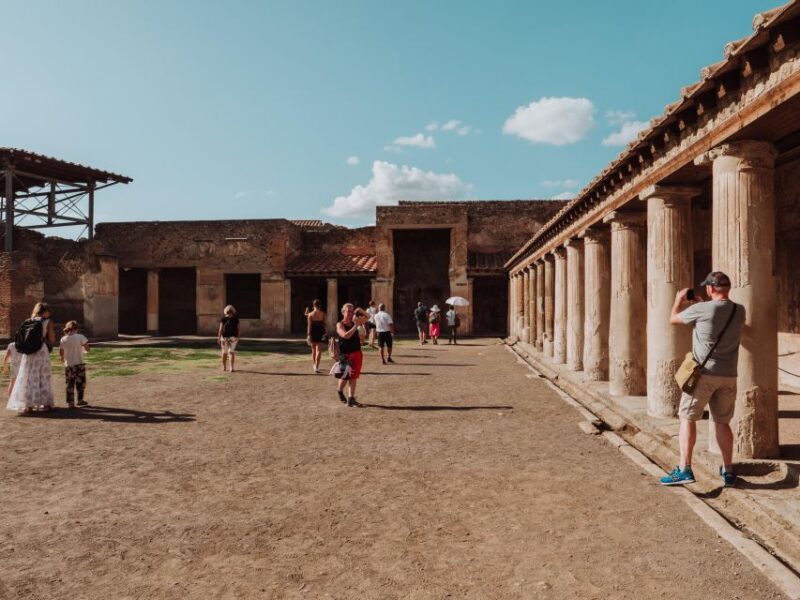 From Rome: Transfer to Amalfi Coastline via Pompeii - FAQ