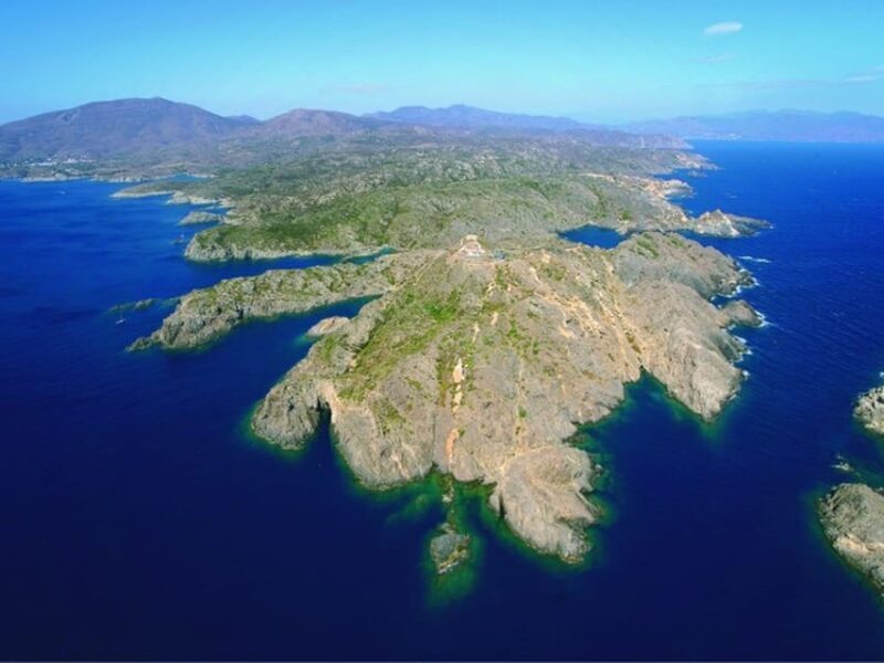 From Roses:Adventure in Cap de Creus: Discover and Swim in a Wild Cove - Who Will Enjoy This Tour?