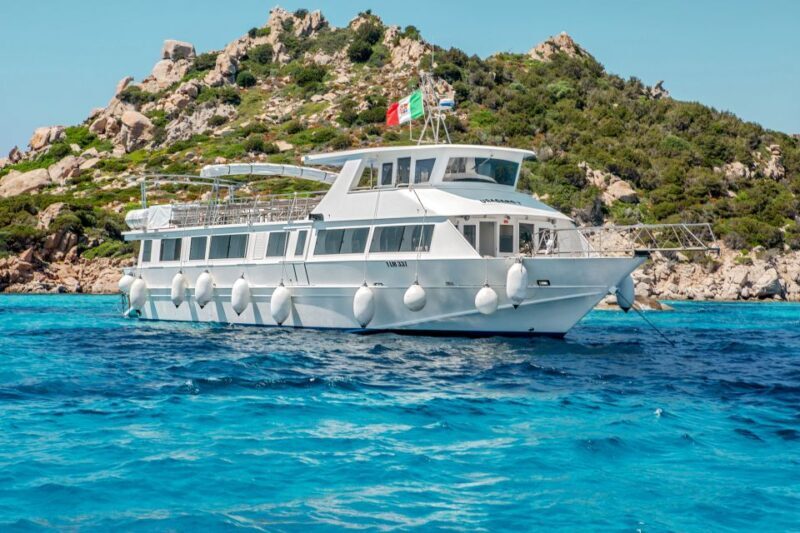 From Santa Teresa Gallura: La Maddalena Full-Day Boat Tour - An Introduction to the La Maddalena Full-Day Boat Tour