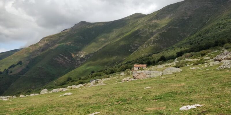 From Santander: Potes, Santillana and Altamira Day Tour - Who Should Consider This Tour?