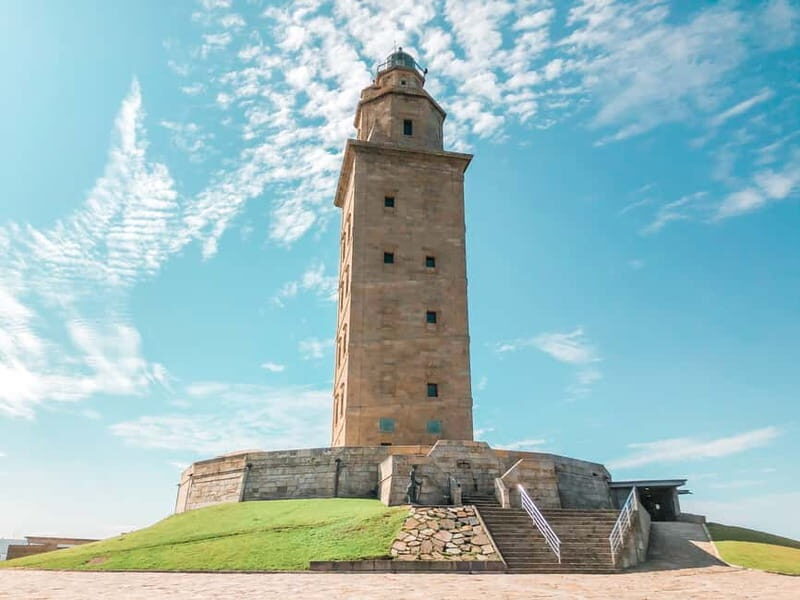 From Santiago: A Coruña & Betanzos Full-Day Coastal Tour - Food and Drink: The Taste of Galicia