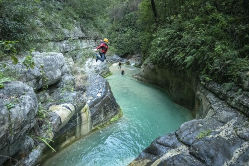 From Santiago,NL: Matacanes Canyon Canyoneering Tour & Lunch - Key Points