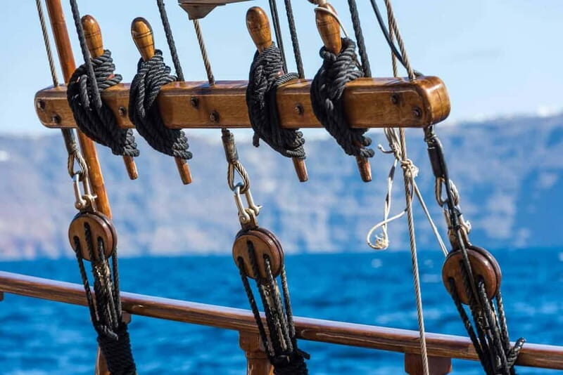 From Santorini: Volcano Cruise With Oia Sunset - What Reviewers Say