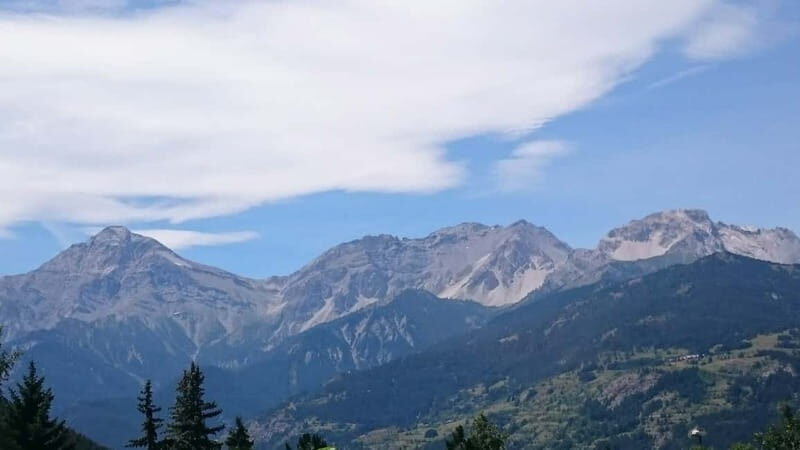 From Sauze d'Oulx to Capanna Mollino: Alpine architecture - Key Points