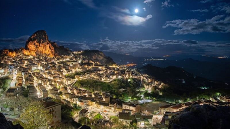 From Sciacca: Caltabellotta Private Tour with Food Tasting - Exploring Caltabellotta: A Charming Slice of Old Sicily