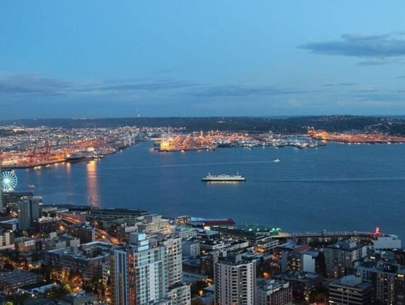 From Seattle: 5-hour Seattle and Suburbs Attractions Tour - Key Points