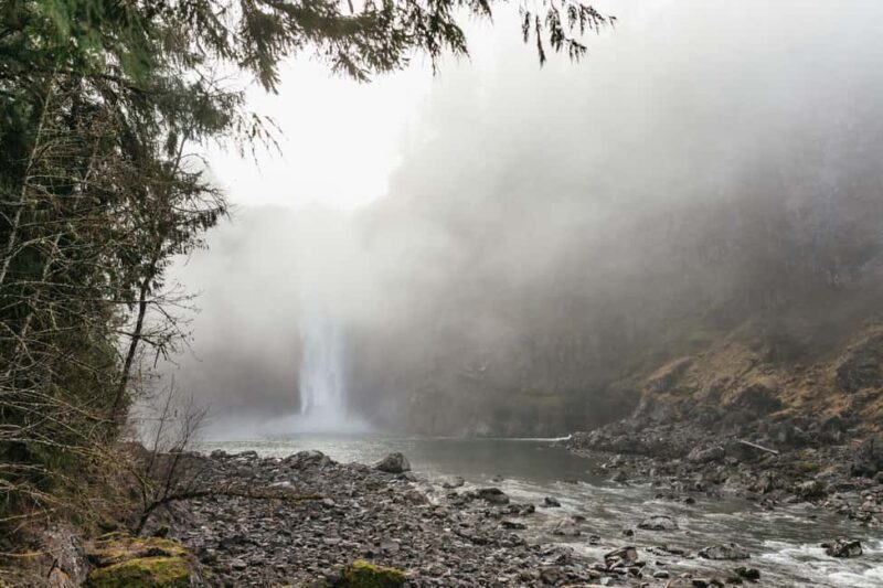 From Seattle: Visit Snoqualmie Falls and Hike to Twin Falls - Why This Tour Stands Out