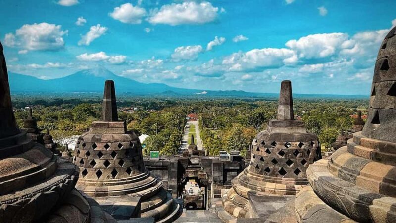 From Semarang Port: Borobudur, Mount Merapi, Prambanan, etc. - Exploring Semarang’s City Life