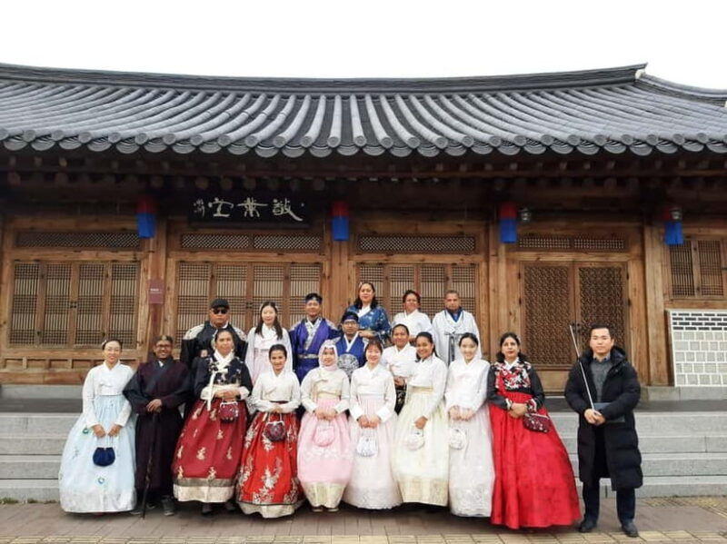 From Seoul: Jeonju Hanok Village and Maisan Tapsa Temple - Key Points