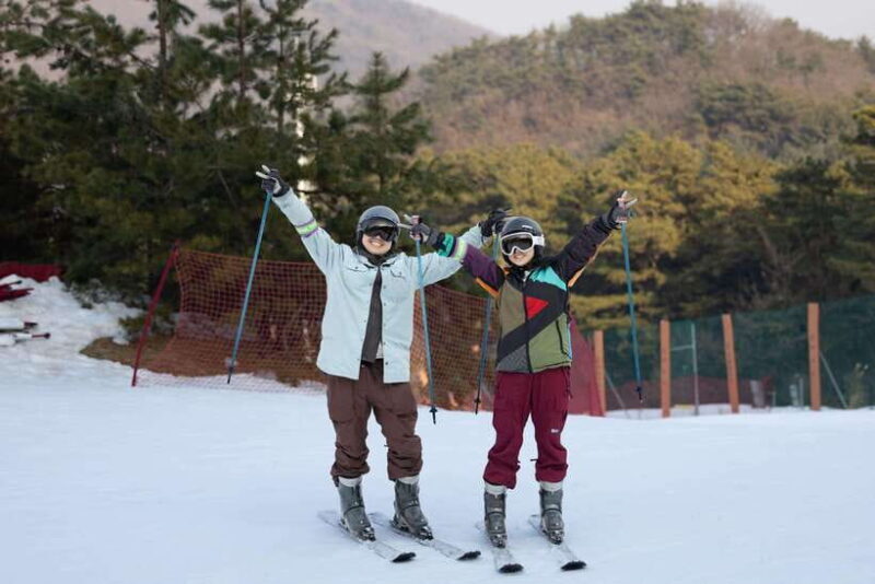 From Seoul: Korea Ski Tour - Jisan Forest Resort - A Well-Balanced Experience for Novices and Curious Travelers