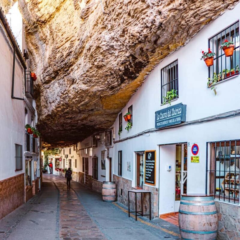 From Seville: Day trip to the White Villages and Ronda - Ronda: The Crown Jewel of the Trip