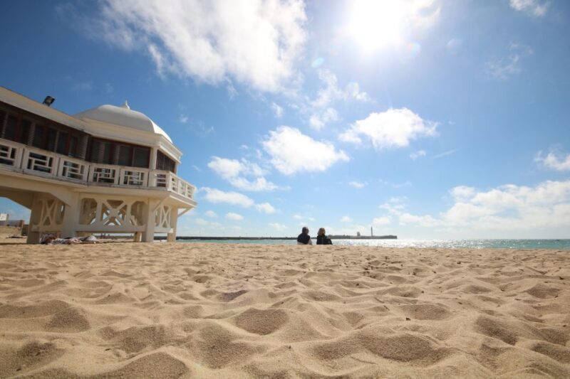 From Seville: Private Day Trip to Cádiz with Guide - Lunch and Free Time: Savoring Cádiz