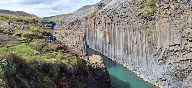 From Seyðisfjörður: Stuðlagil Canyon and Reindeer Park Tour - What Makes This Tour Stand Out
