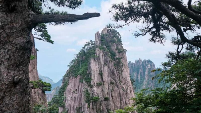 From Shanghai: Huangshan Private Day Trip by High-Speed Rail - The Itinerary and Why It Matters