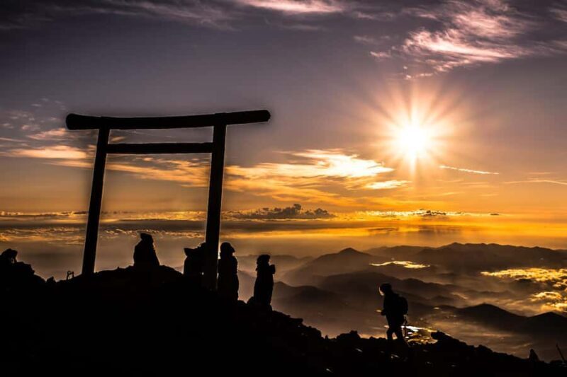 From Shinjuku: Mt. Fuji 2-Day Climb with Hut Stay & Meals - Who Should Consider This Tour?