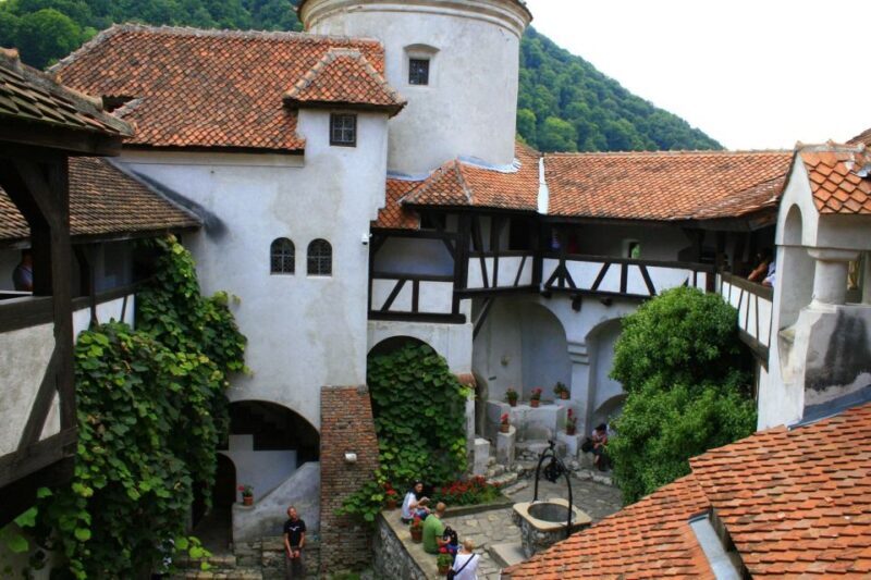 From Sibiu: Day Tour to Brasov and Dracula's Castle - From Sibiu: Day Tour to Brasov and Draculas Castle