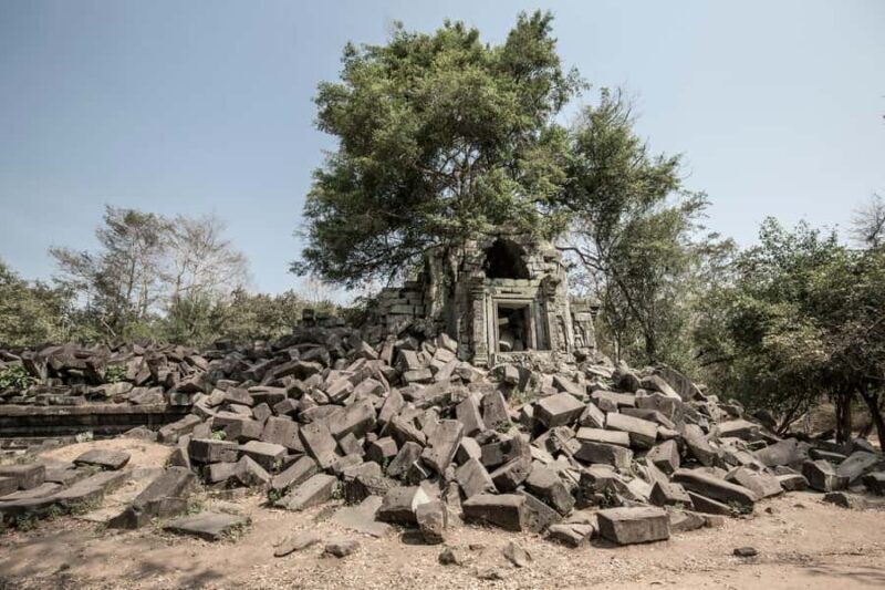 From Siem Reap: Jeep Tour to Beng Mealea and Kompong Khleang - Exploring Cambodia’s Hidden Corners: A Jeep Journey to Beng Mealea and Kompong Khleang