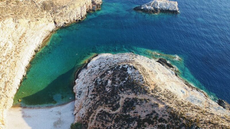 From Sifnos: Private Speedboat Trip to Folegandros Island - Key Points