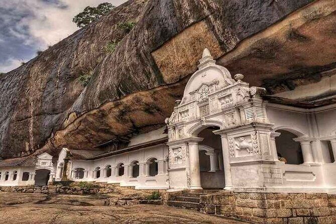 From Sigiriya to Kandy Transfer by Private Comfortable Car - FAQs