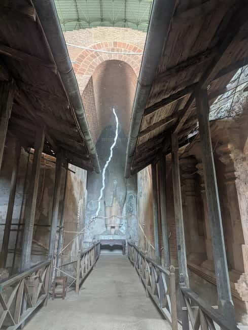 From Sigiriya:Polonnaruwa Day Tour with Farmers lunch - FAQs