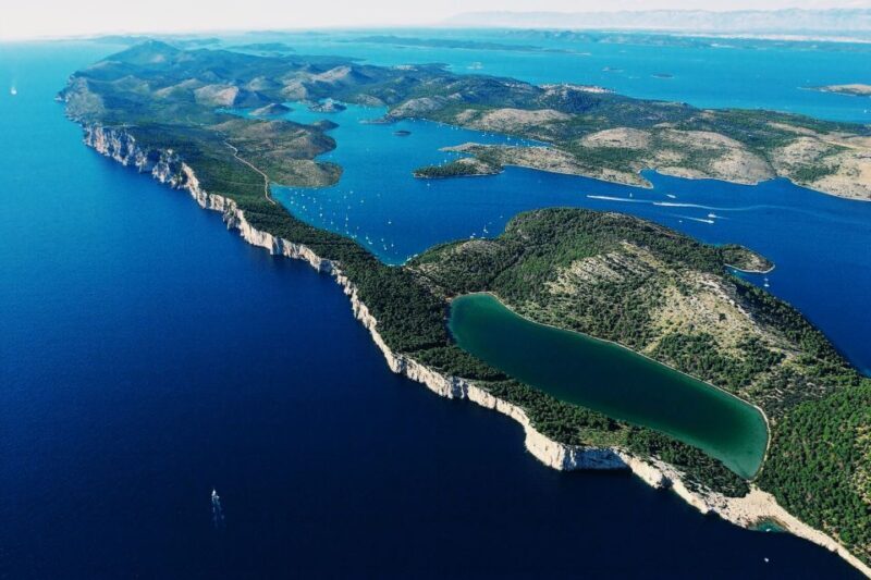 From Sinj: 1.5-Hour Private Flight over Kornati & ibenik - A Detailed Look at the Croation Aerial Experience