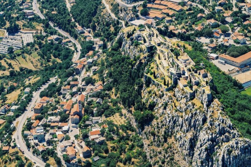 From Sinj: Panoramic Flight over Split - Key Points