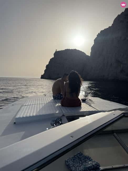 From Sorrento: Capri Island Private Boat Tour with Drinks - Exploring Capri’s Famous Grottoes
