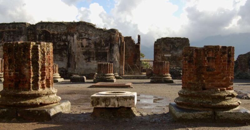 From Sorrento: Herculaneum and Pompeii Group Excursion - What Makes This Tour Stand Out?