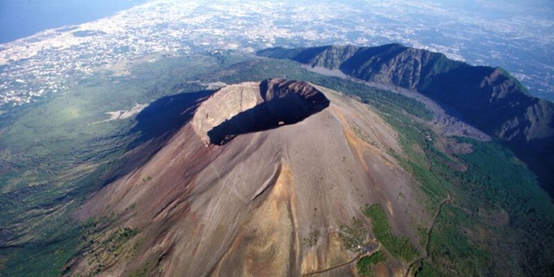 From Sorrento: Semiprivate Vesuvius Tour - Key Points