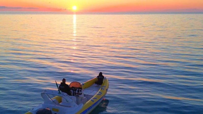From Stintino: two-hour dinghy tour at sunrise or sunset - Frequently Asked Questions