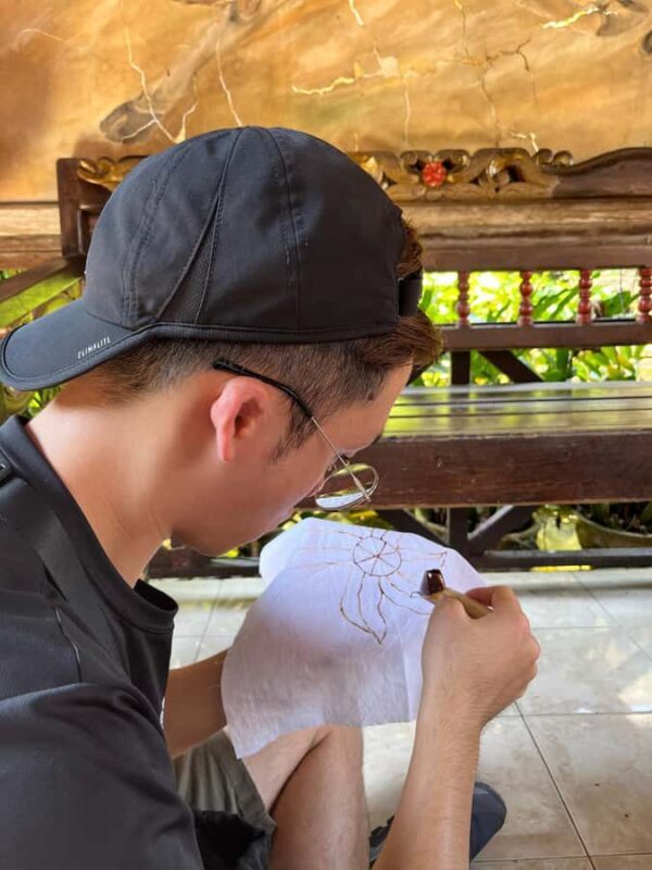 From Surabaya: Half Day Madura Private Tour with Lunch - Taking in Local Culture and Art