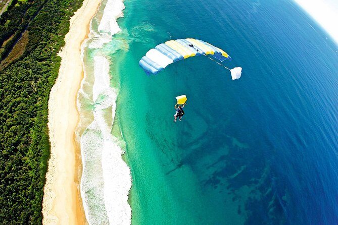 From Sydney: Tandem Skydive Experience over Wollongong Beach - Key Points