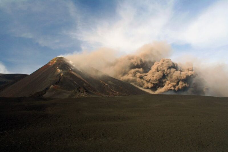From Syracuse: Mount Etna Volcano Morning Trekking Tour - Key Points