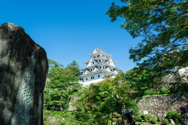 From Takayama: Gujo Hachiman -History, Traditions and Crafts - The Itinerary Breakdown: A Day in Gujo Hachiman