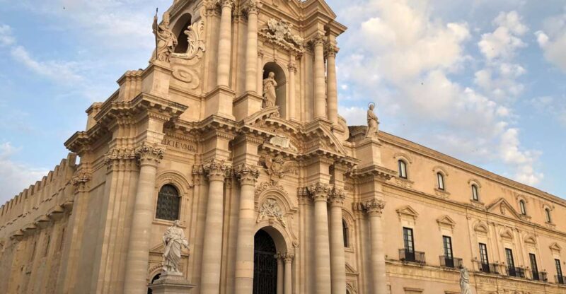 From Taormina: Siracusa & Noto Small-Group Tour - Transportation and Group Dynamics