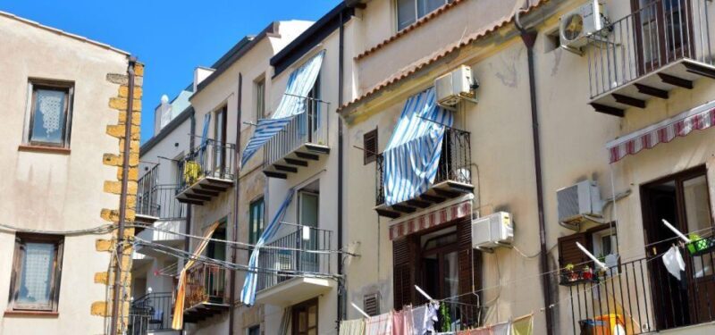 From Taormina to Palermo: stop in Cefalù - FAQ