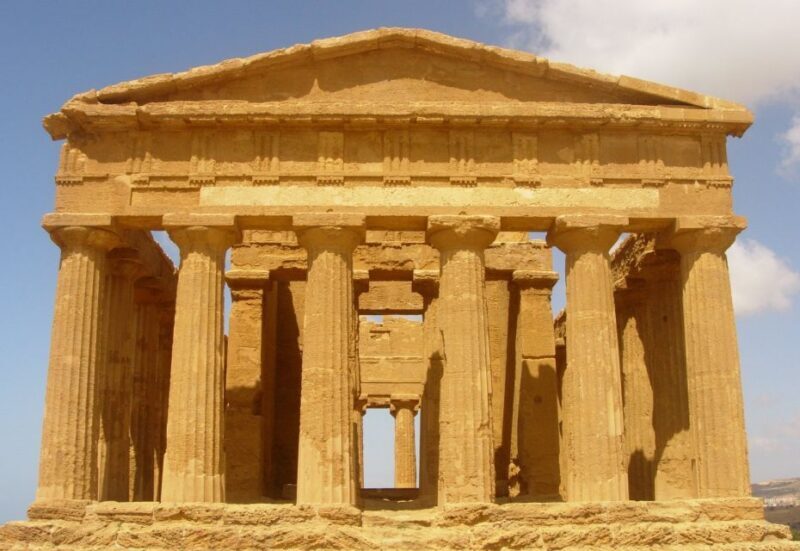 From Taormina: Valley of The Temples & Piazza Armerina Tour - Who Will Appreciate This Tour?